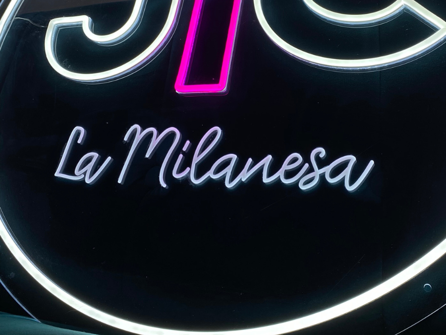 Scritta Led - Insegne luminose e frasi neon personalizzate